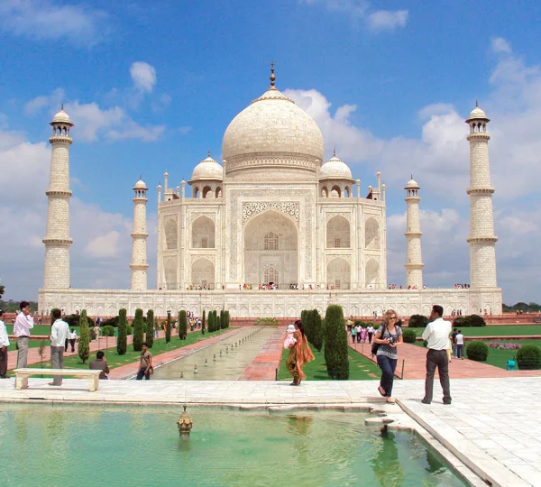 Tourist Attractions in Agra India: Best Places to Visit